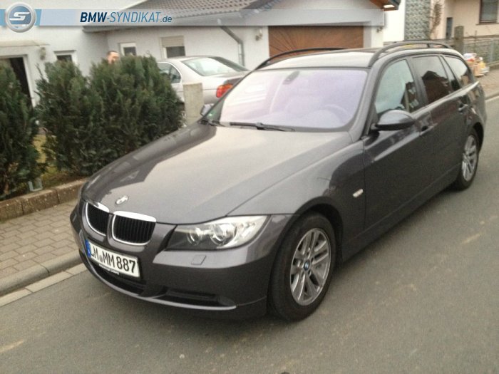 Ja , Hmmm mein 3er Kombi halt :-) [ 3er BMW - E90 / E91 / E92 / E93 ...