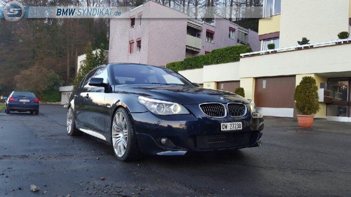 BMW E60 LCI 530I - Carbonschwarz - Metallic [ 5er BMW - E60 / E61 ...