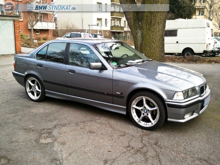 BMW e36L 320i ; Nun mit grauem Star(r) ... [ 3er BMW - E36 ] "Limousine ...