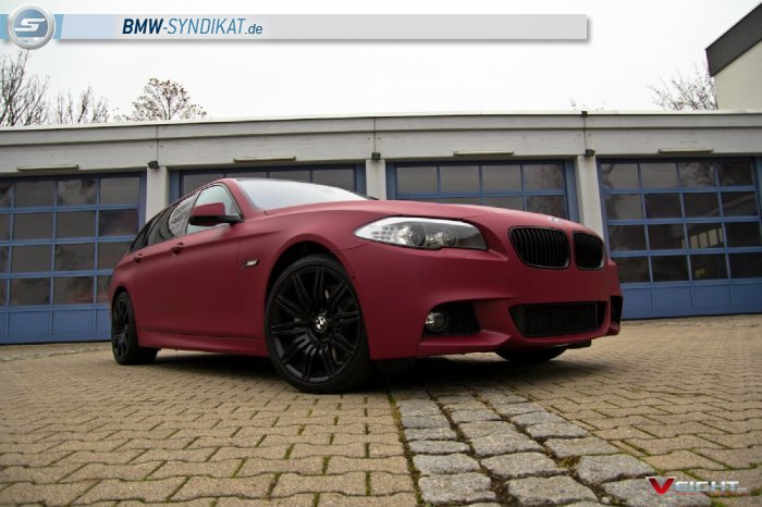 BMW 5er 535d Touring (F11): Cherry Red Matt Metallic von SchwabenFolia ...