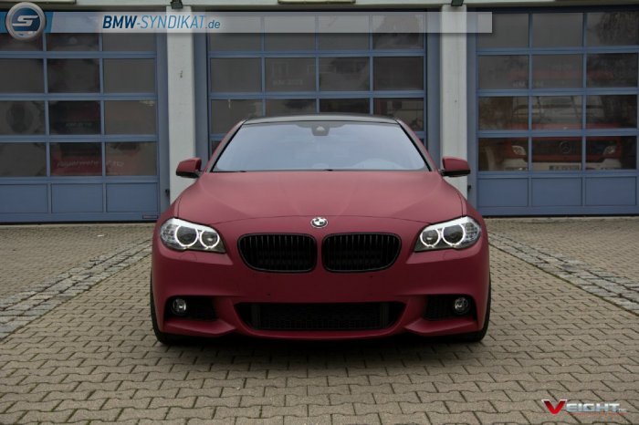 BMW 5er 535d Touring (F11): Cherry Red Matt Metallic von SchwabenFolia ...