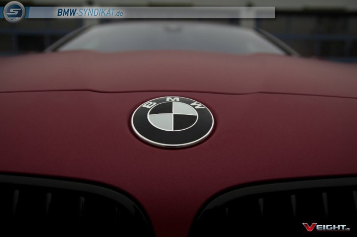 BMW 5er 535d Touring (F11): Cherry Red Matt Metallic von SchwabenFolia ...