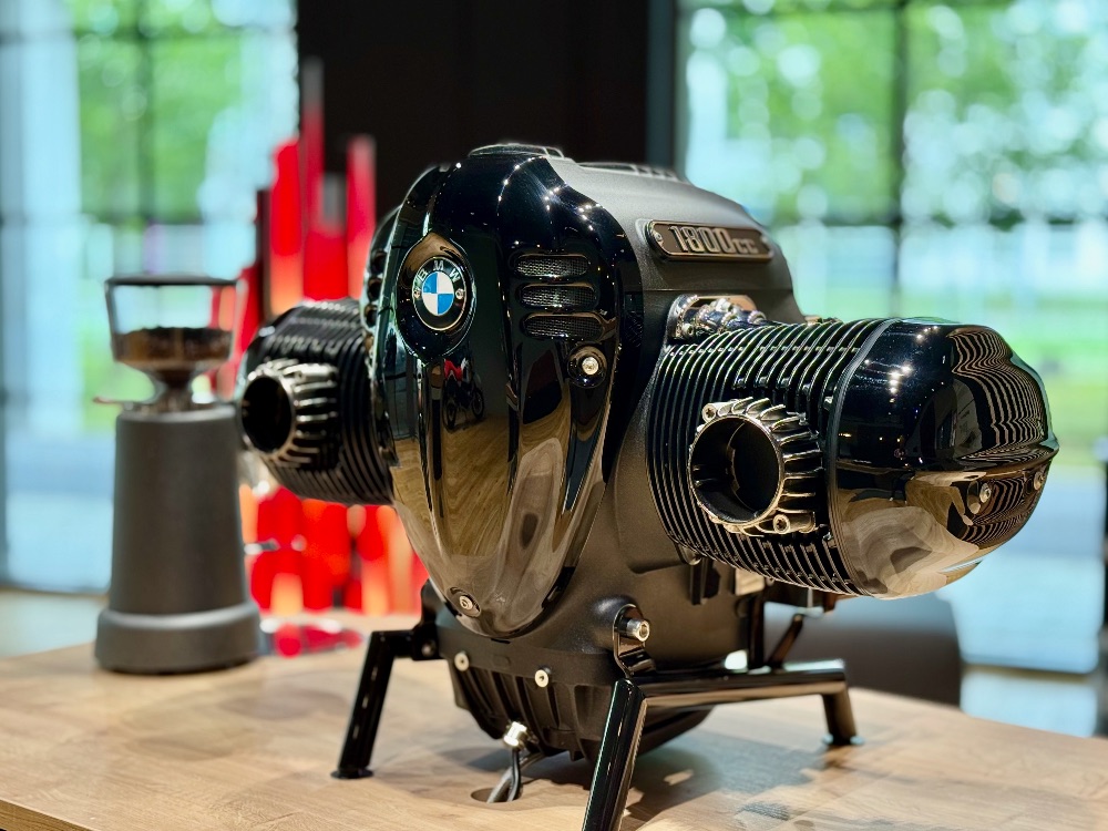 BMW Motorrad enthüllt den Big Coffee Boxer: Espressogenuss mit ...